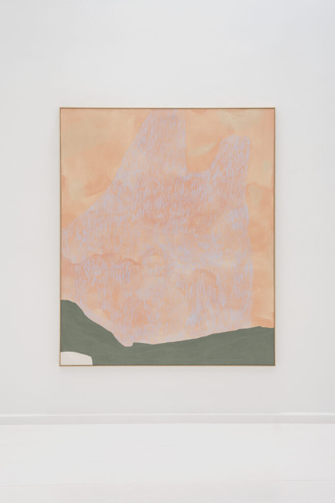 Alba Suau en tonos tenues, deambular antes de pintar