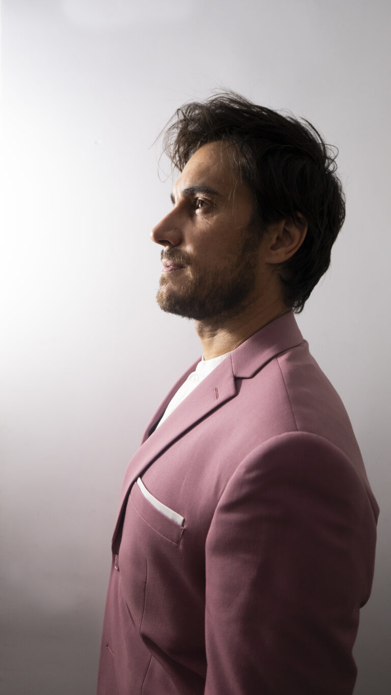 Javier Erre, en las olas de la memoria