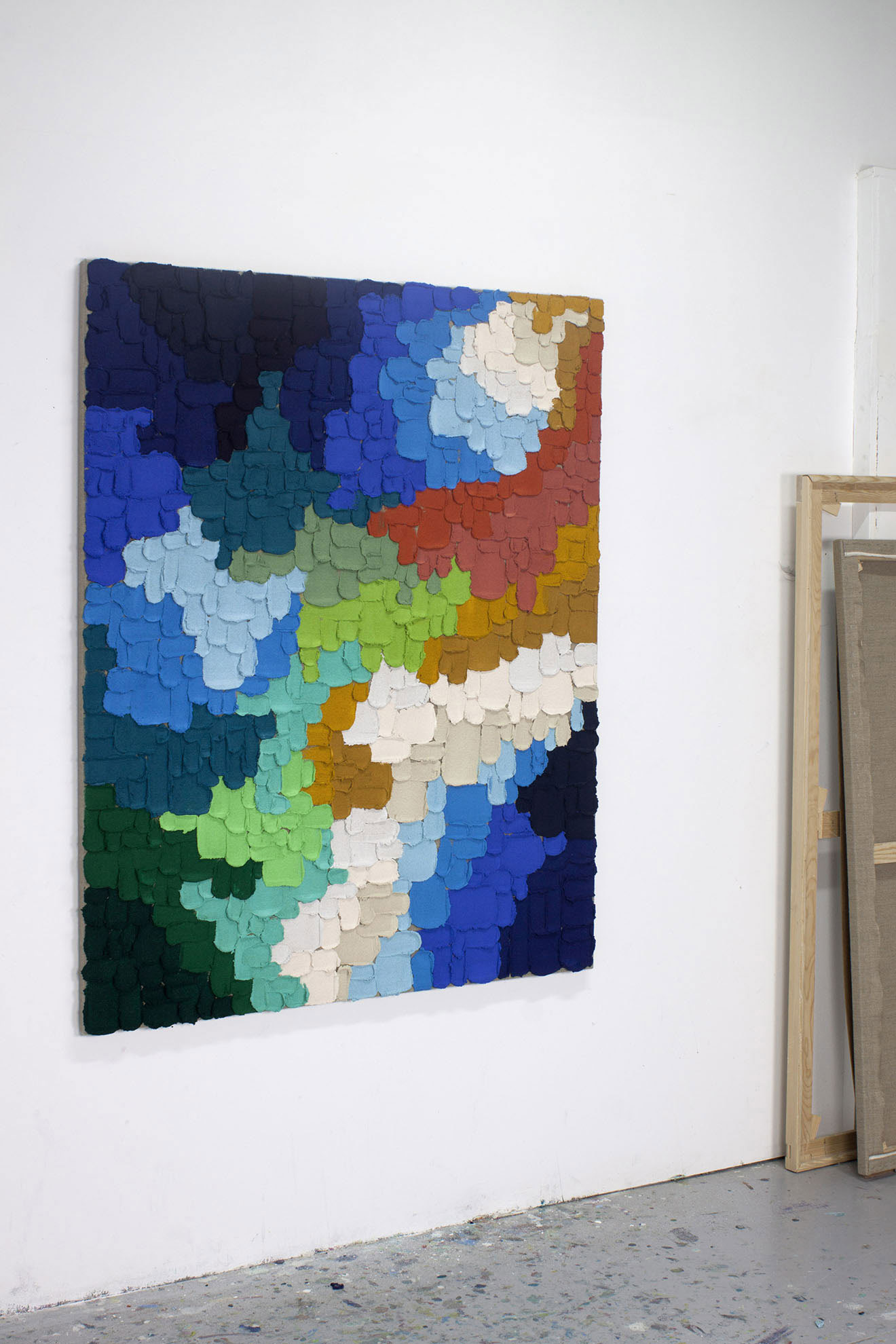 Pablo Carpio y la pintura como material