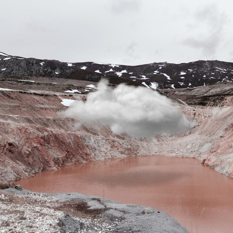 Fichamos a Rocío Cuevas: la fotografía y desaparecer de sí