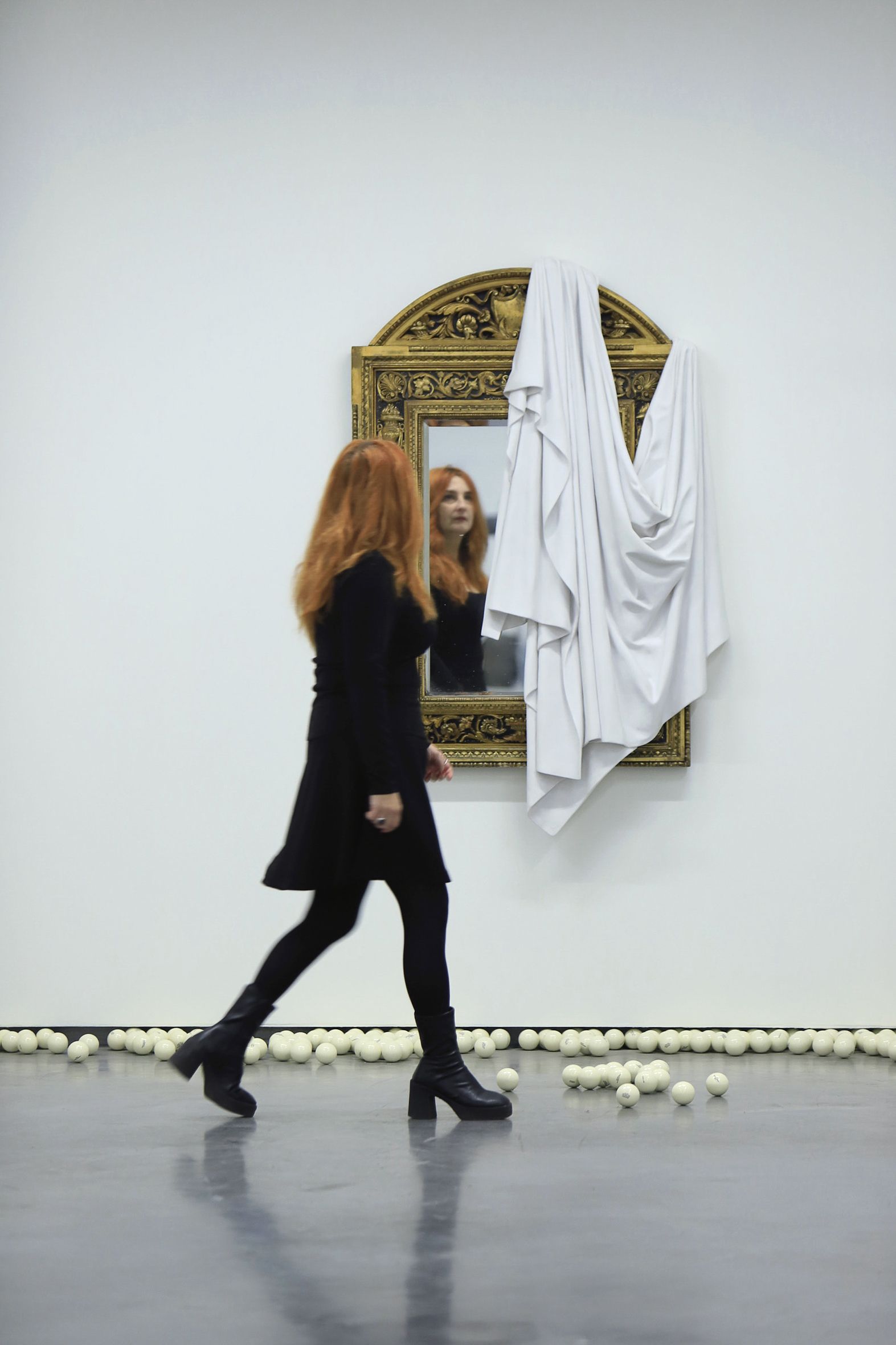 Ryan Gander y el Museo Helga de Alvear, en un juego de pistas