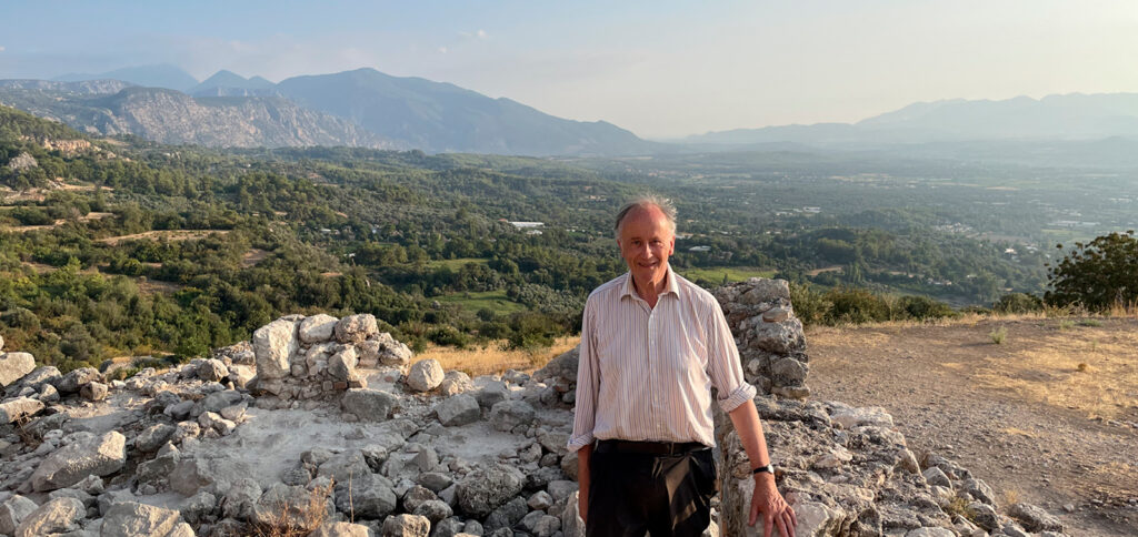 Robin Lane Fox imparte en el Prado la conferencia José Pedro Pérez ...